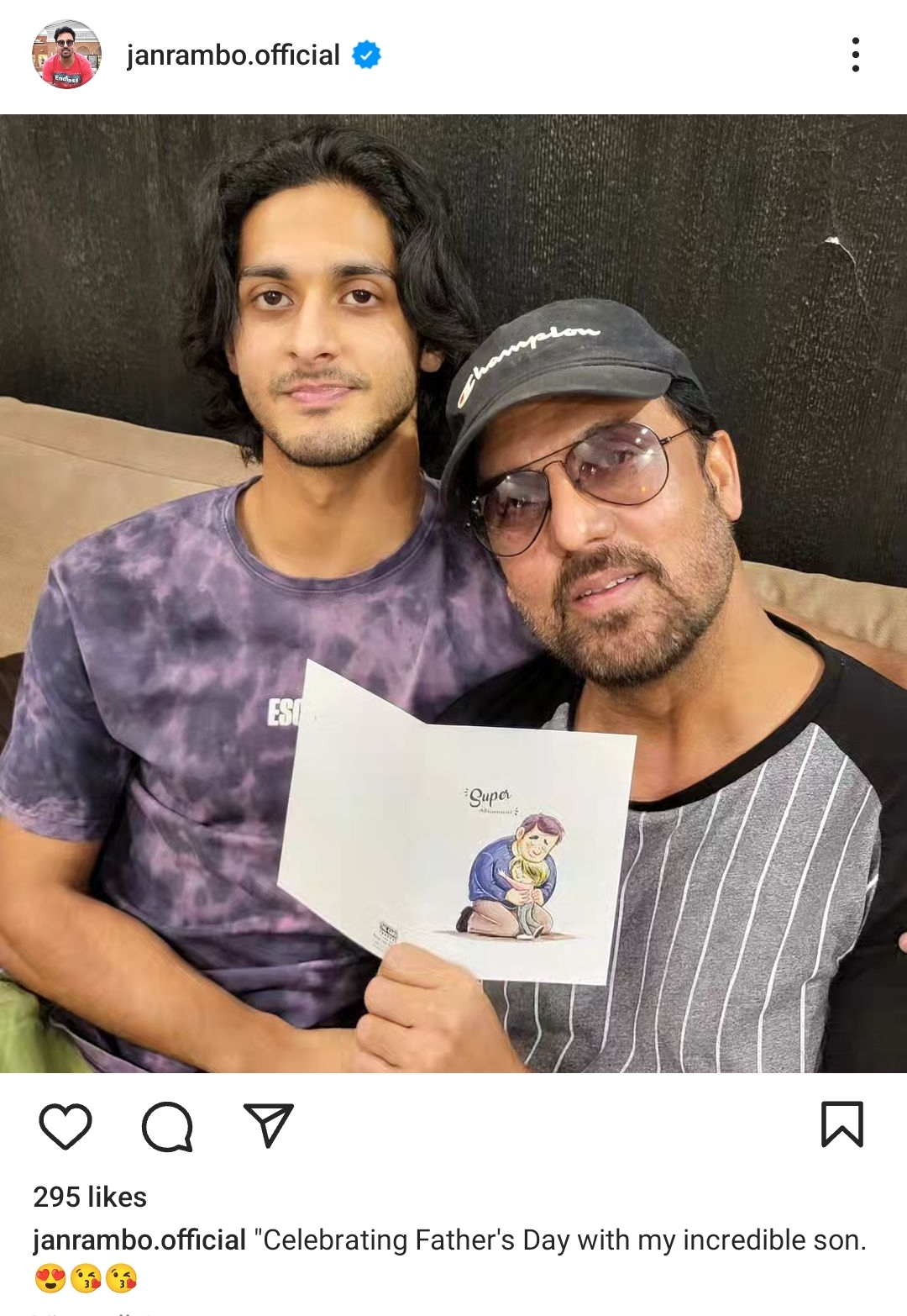 Pakistani Celebrities Share Father's Day Pictures & Wishes | Reviewit.pk