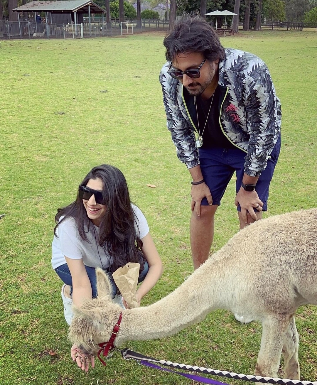 Mariyam Nafees Shares Beautiful Pictures From London With Husband ...