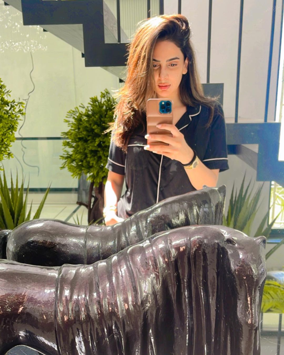 Saba Qamar Shares Pictures Of Her Gorgeous House | Reviewit.pk