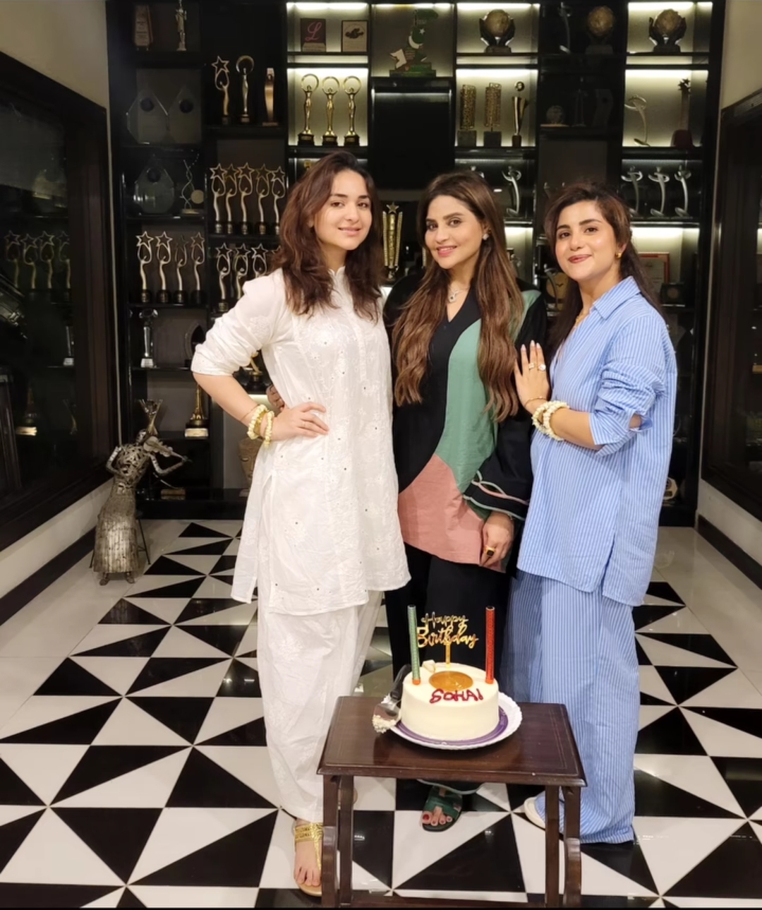 Sohai Ali Abro Celebrates Birthday With Yumna Zaidi & Sana Shahnawaz ...