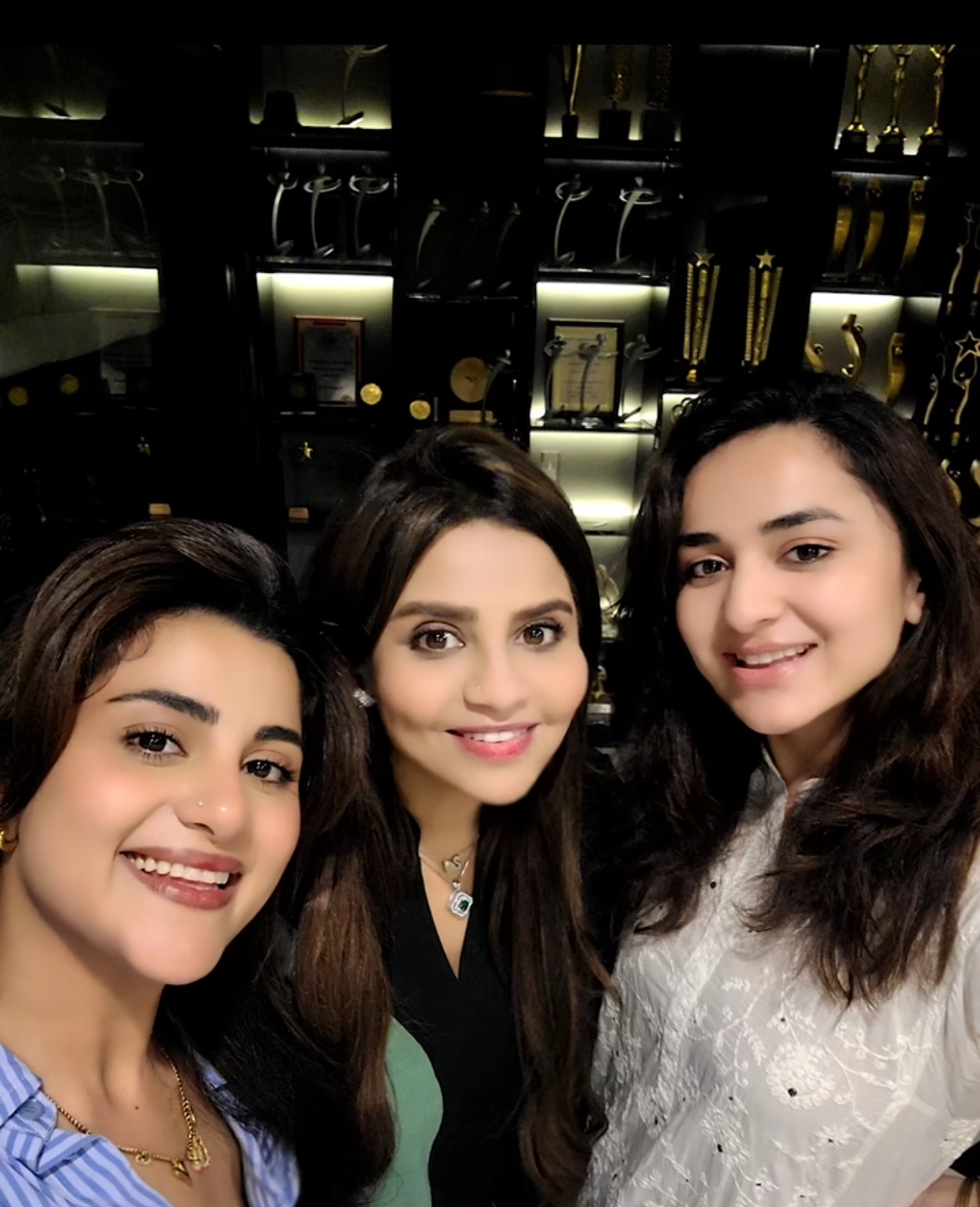 Sohai Ali Abro Celebrates Birthday With Yumna Zaidi & Sana Shahnawaz ...
