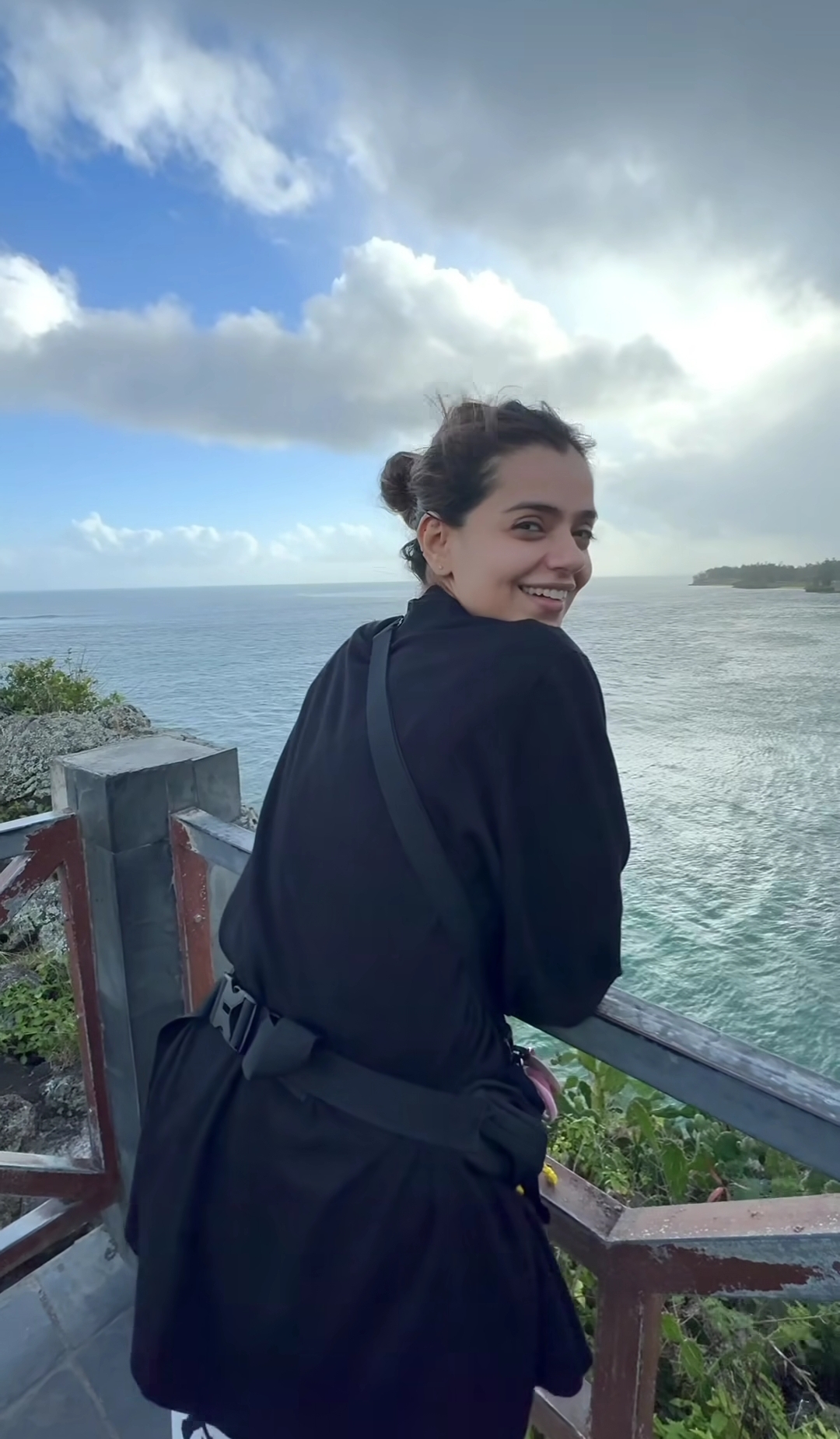 Srha Asgr's Beautiful Vacation In Mauritius With Husband & Son ...