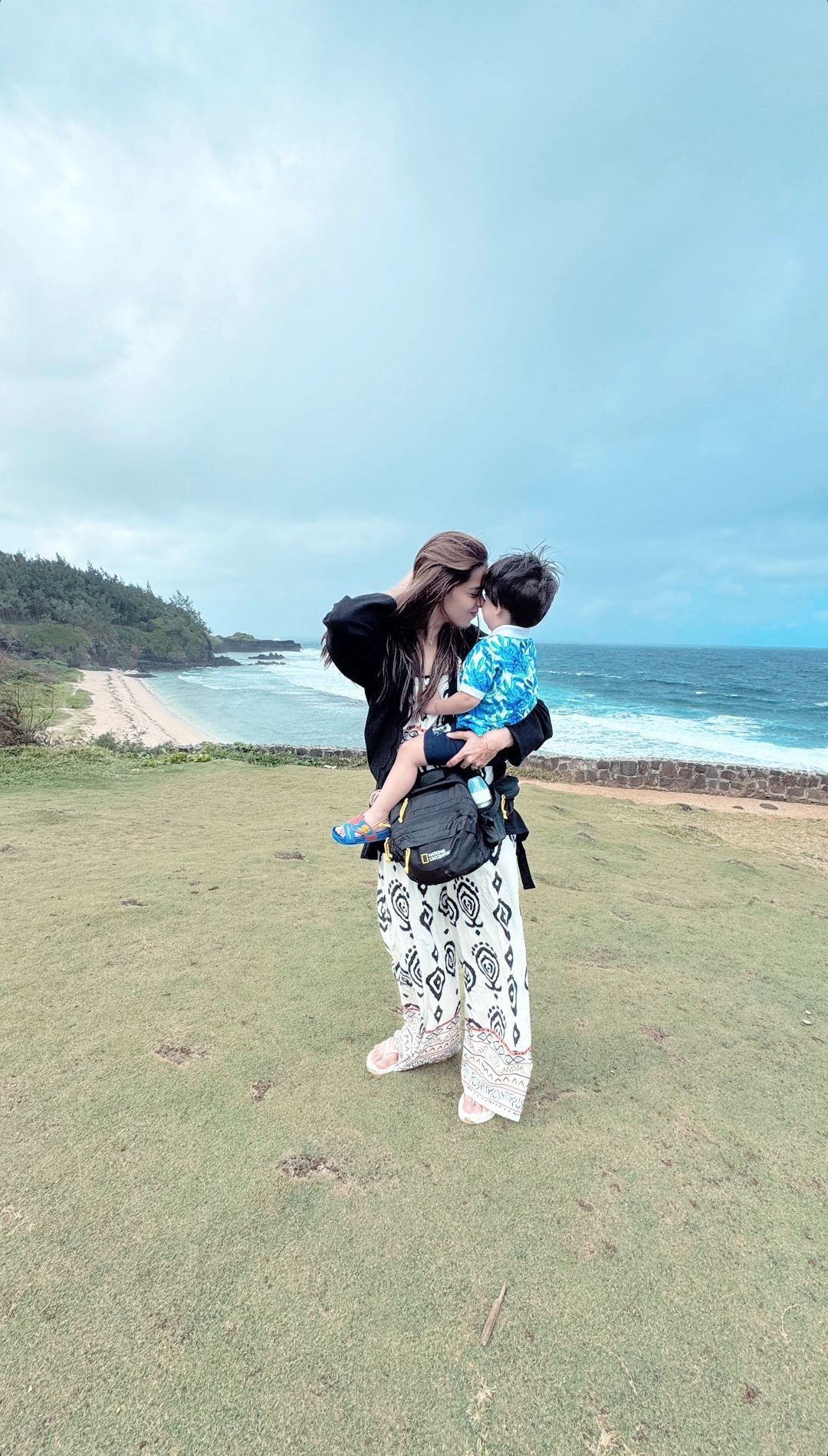 Srha Asgr's Beautiful Vacation In Mauritius With Husband & Son ...