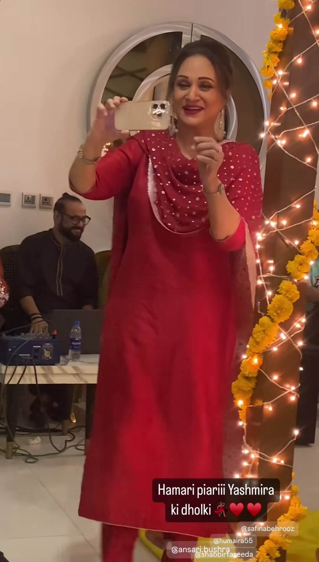 Shabbir Jan Daughter Yashmeera's Dholki Event Pictures | Reviewit.pk