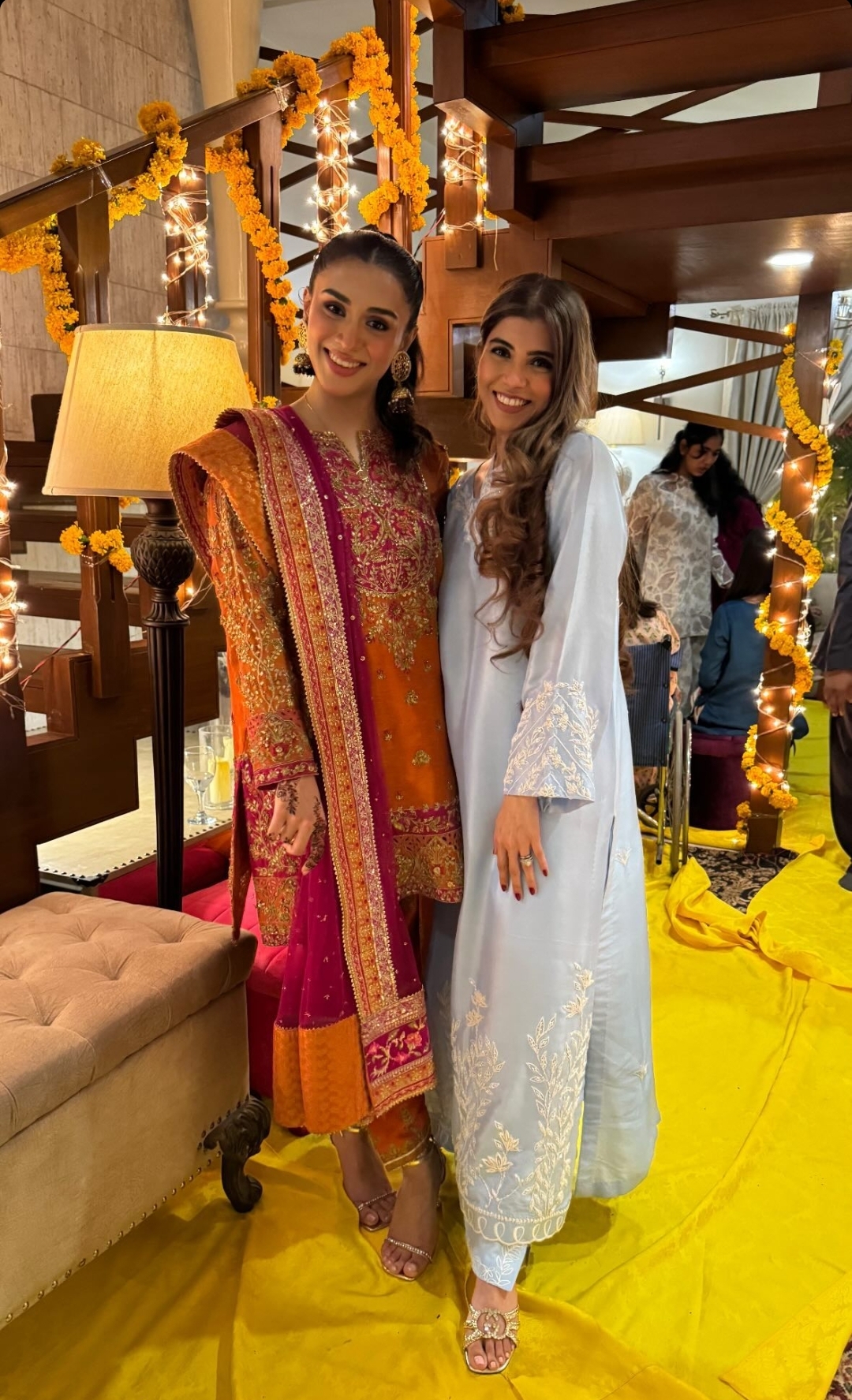 Shabbir Jan Daughter Yashmeera's Dholki Event Pictures | Reviewit.pk