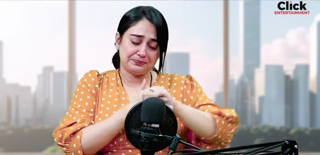 Ayesha Jehanzeb About Her Painful Marriage & Father's Behaviour ...