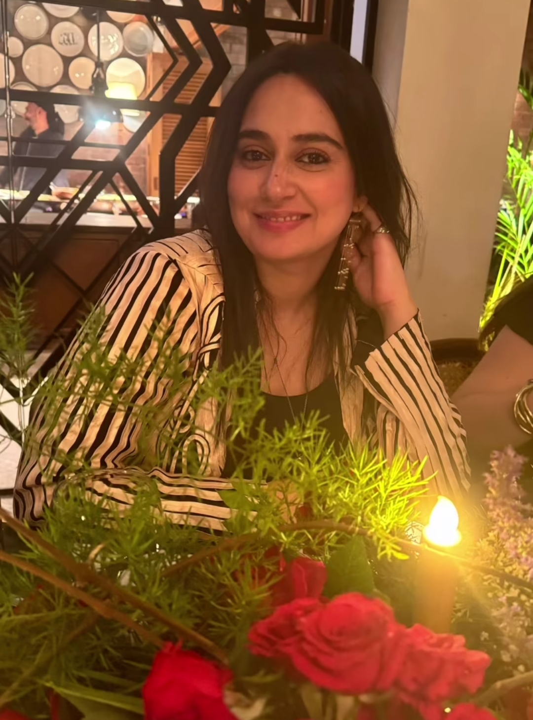 Ayesha Jehanzeb's Lawyer Talks to Media | Reviewit.pk