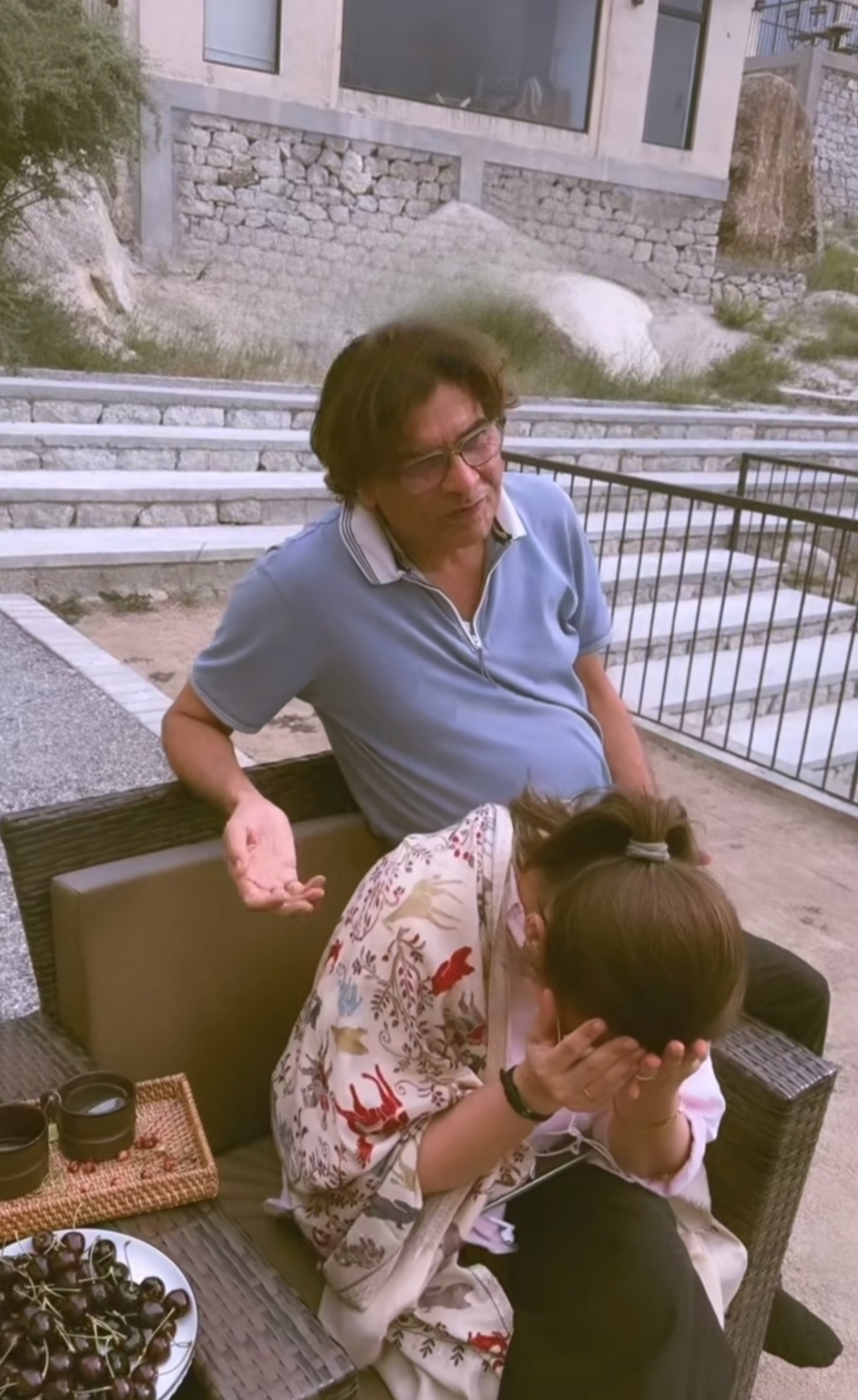 Durefishan Saleem in Skardu with Her Parents | Reviewit.pk