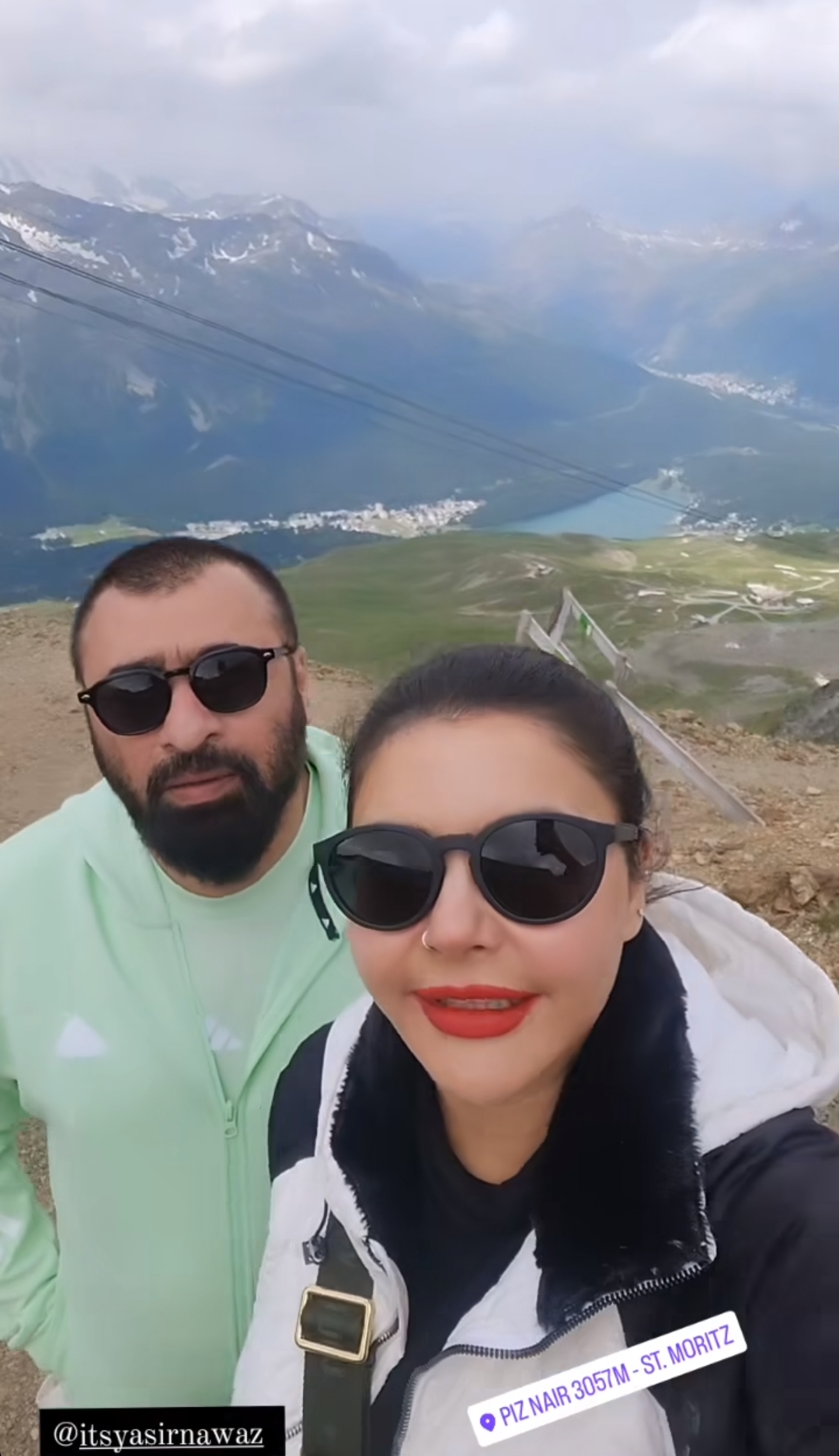 Nida Yasir & Yasir Nawaz Share New Pictures from Switzerland | Reviewit.pk