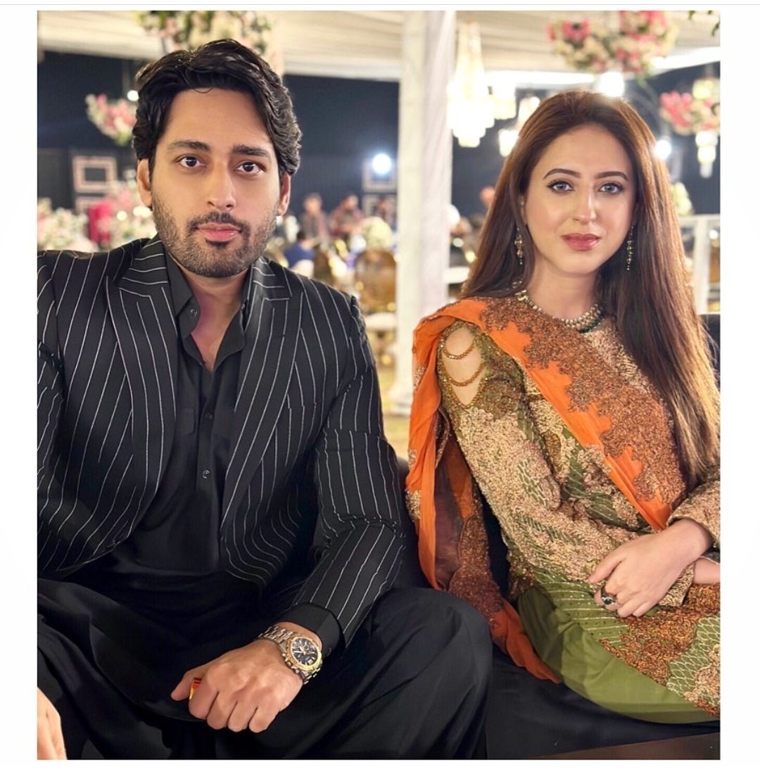 Salman Saeed New Family Pictures | Reviewit.pk