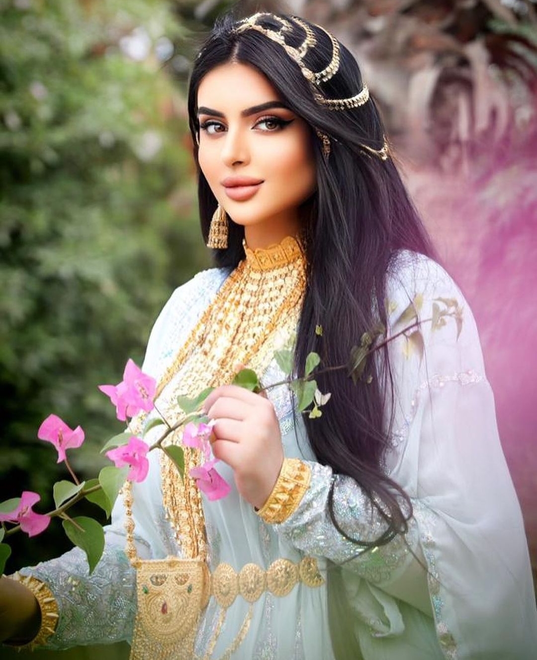 Dubai Princess Shaikha Mahra Gives Divorce to Husband on Instagram ...