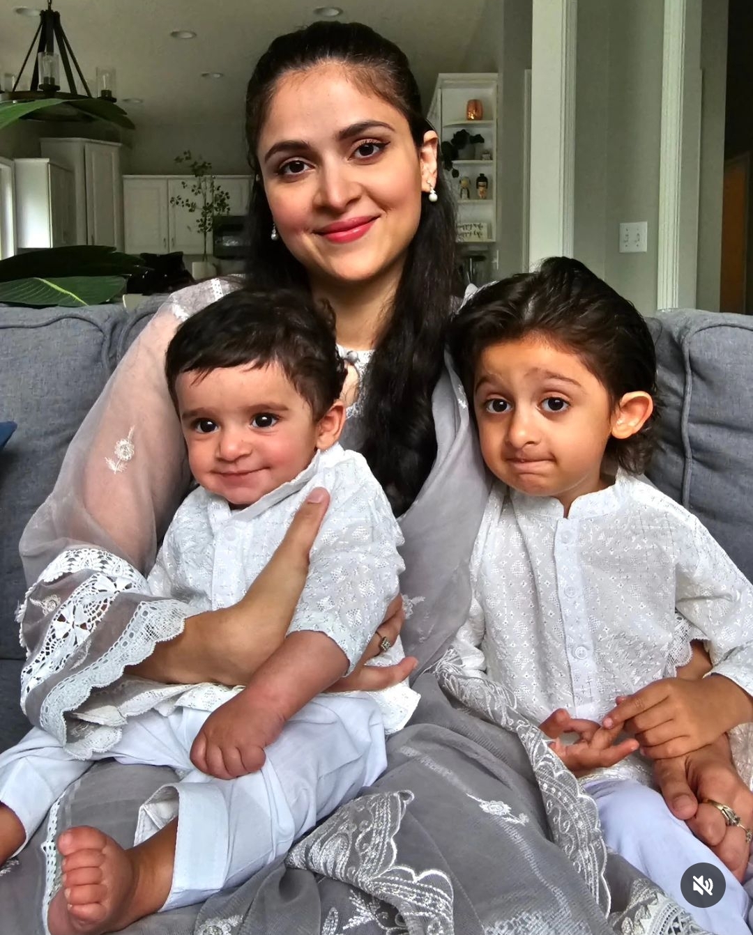 Arij Fatyma's Adorable New Family Pictures from Holland, Ohio | Reviewit.pk