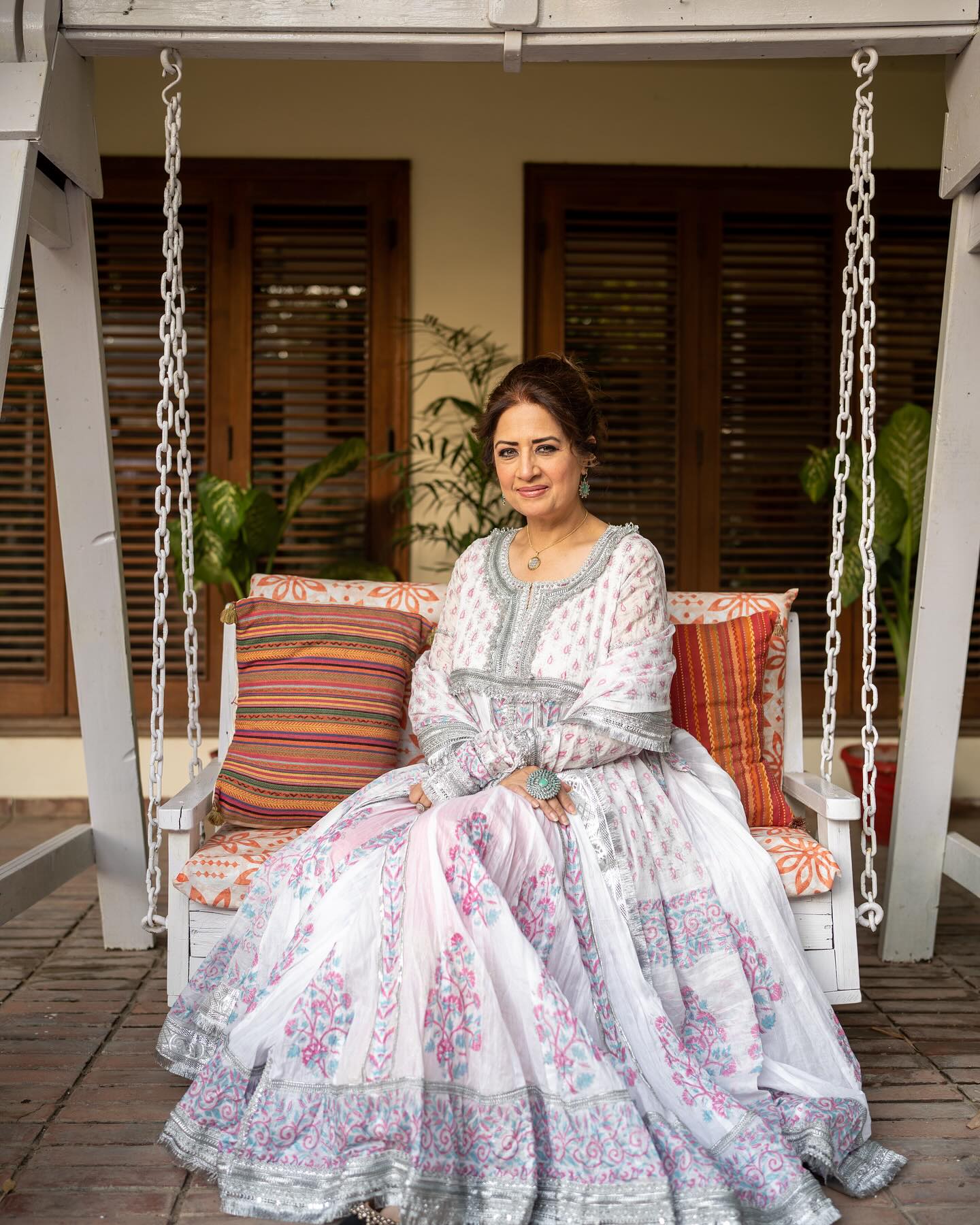 Atiqa Odho Shares Personal Family Details & Struggles | Reviewit.pk
