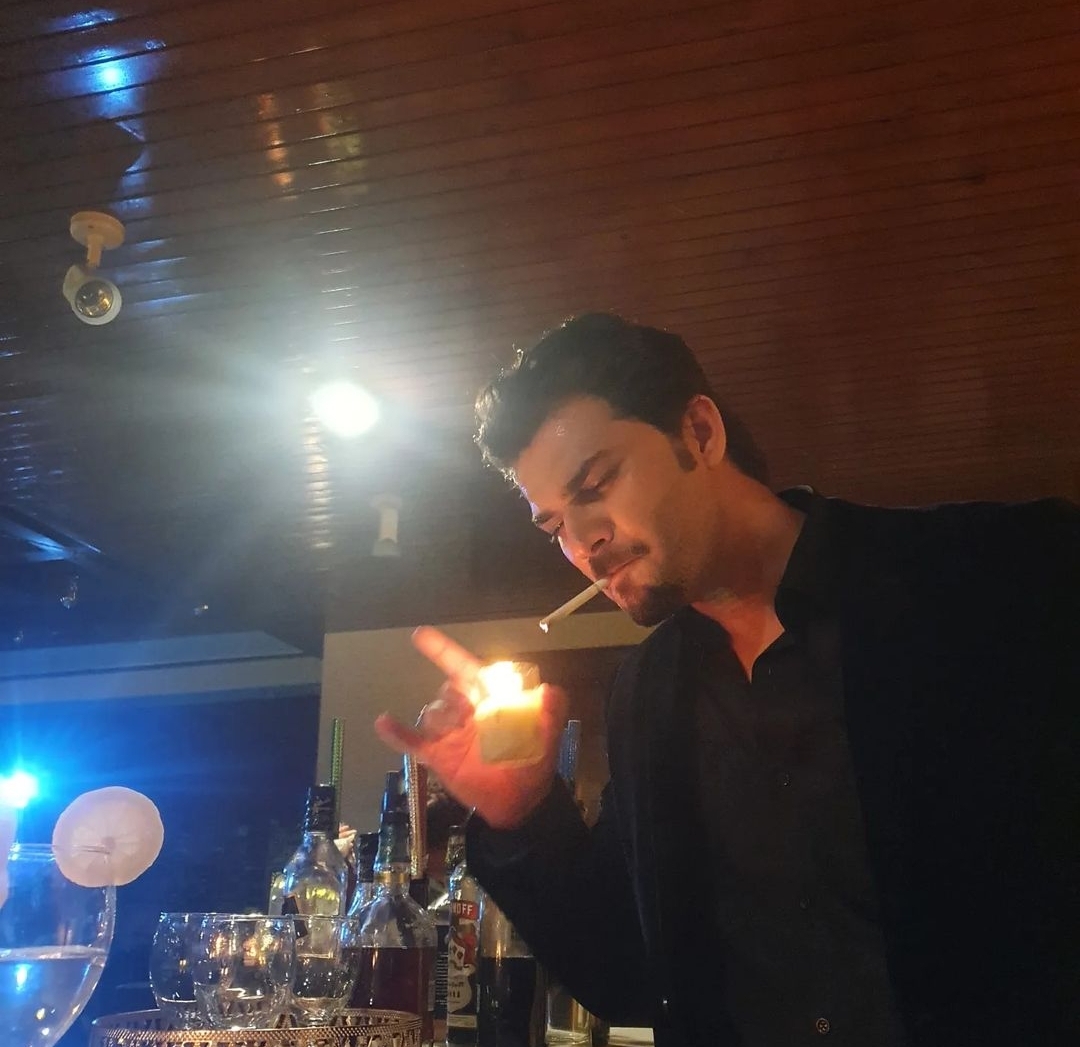 Ishq Hua Cast, Schedule and Timings | Reviewit.pk