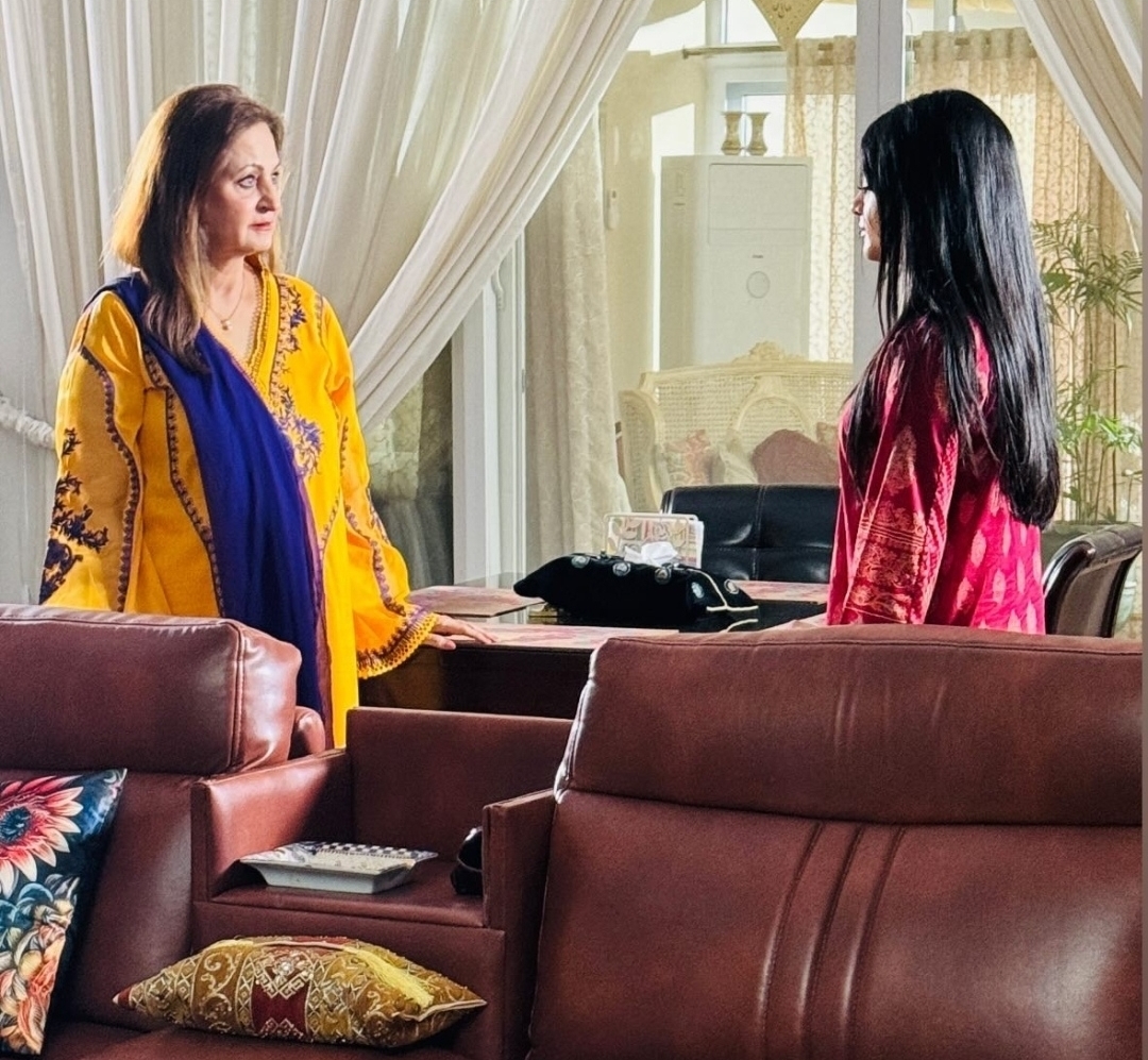 Jafaa BTS Pictures & Videos from the Wrap | Reviewit.pk