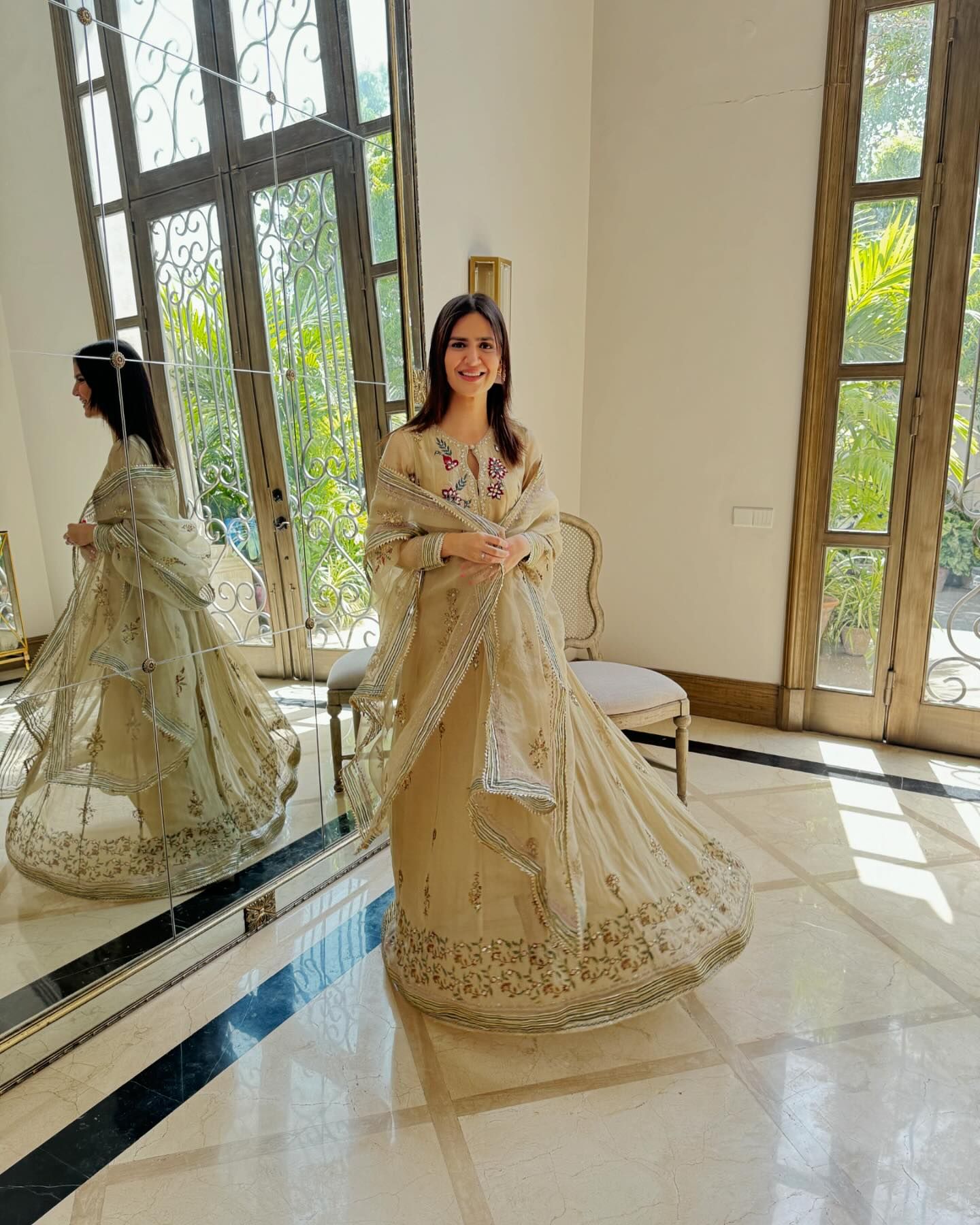 Madiha Imam Vacations With Husband Moji Basar In Nepal | Reviewit.pk