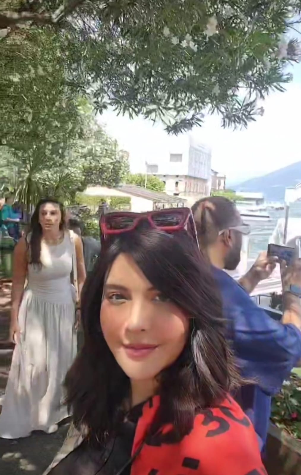 Nida Yasir Shares Cute Clicks From Trip To Italy | Reviewit.pk