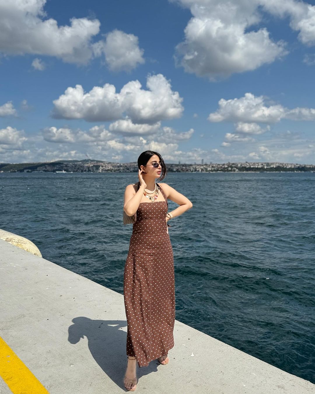 Saboor Aly & Kinza Hashmi Vacationing In Turkey | Reviewit.pk