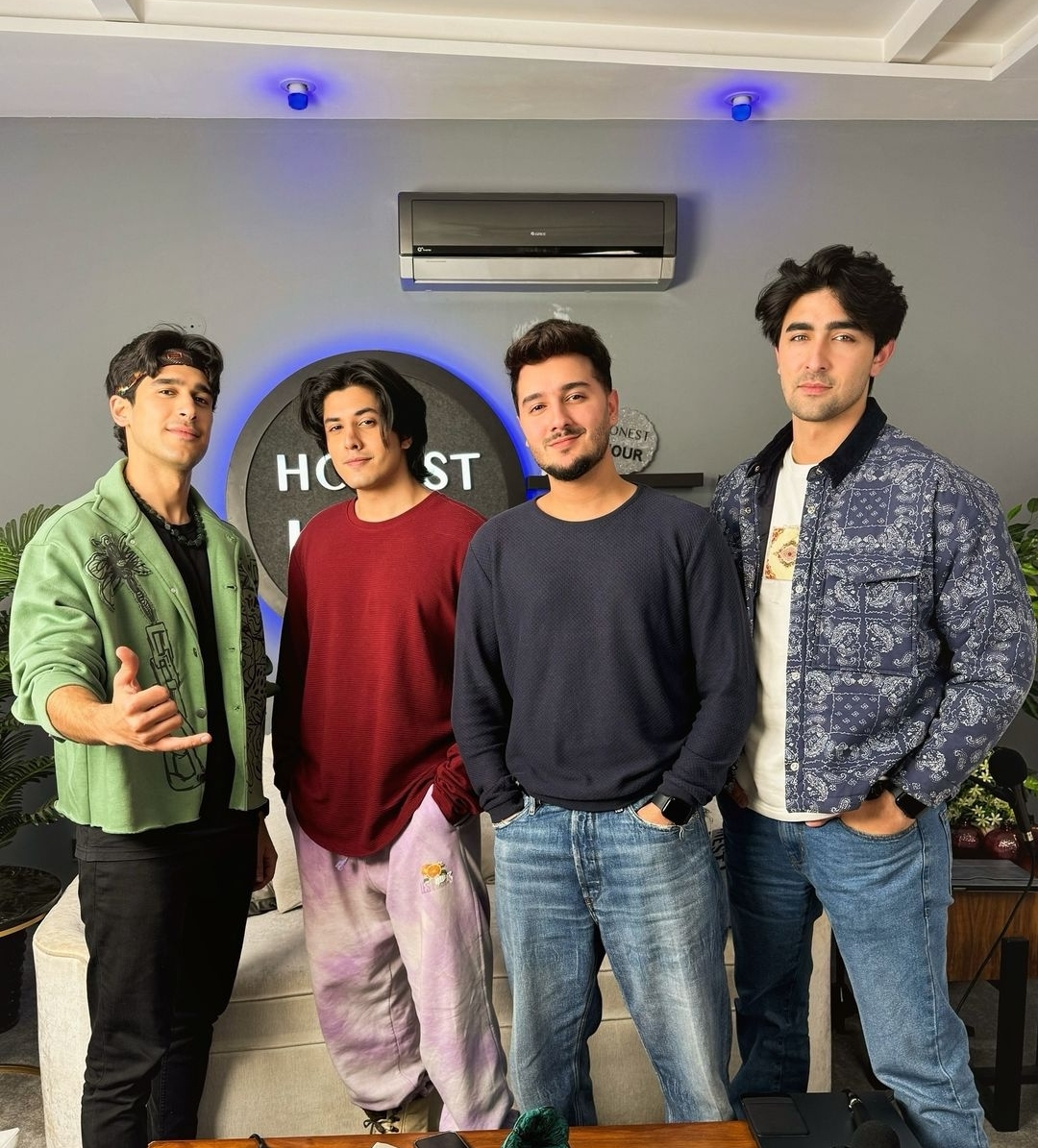 Moeez from Jafaa Zarrar Khan Details & Pictures | Reviewit.pk