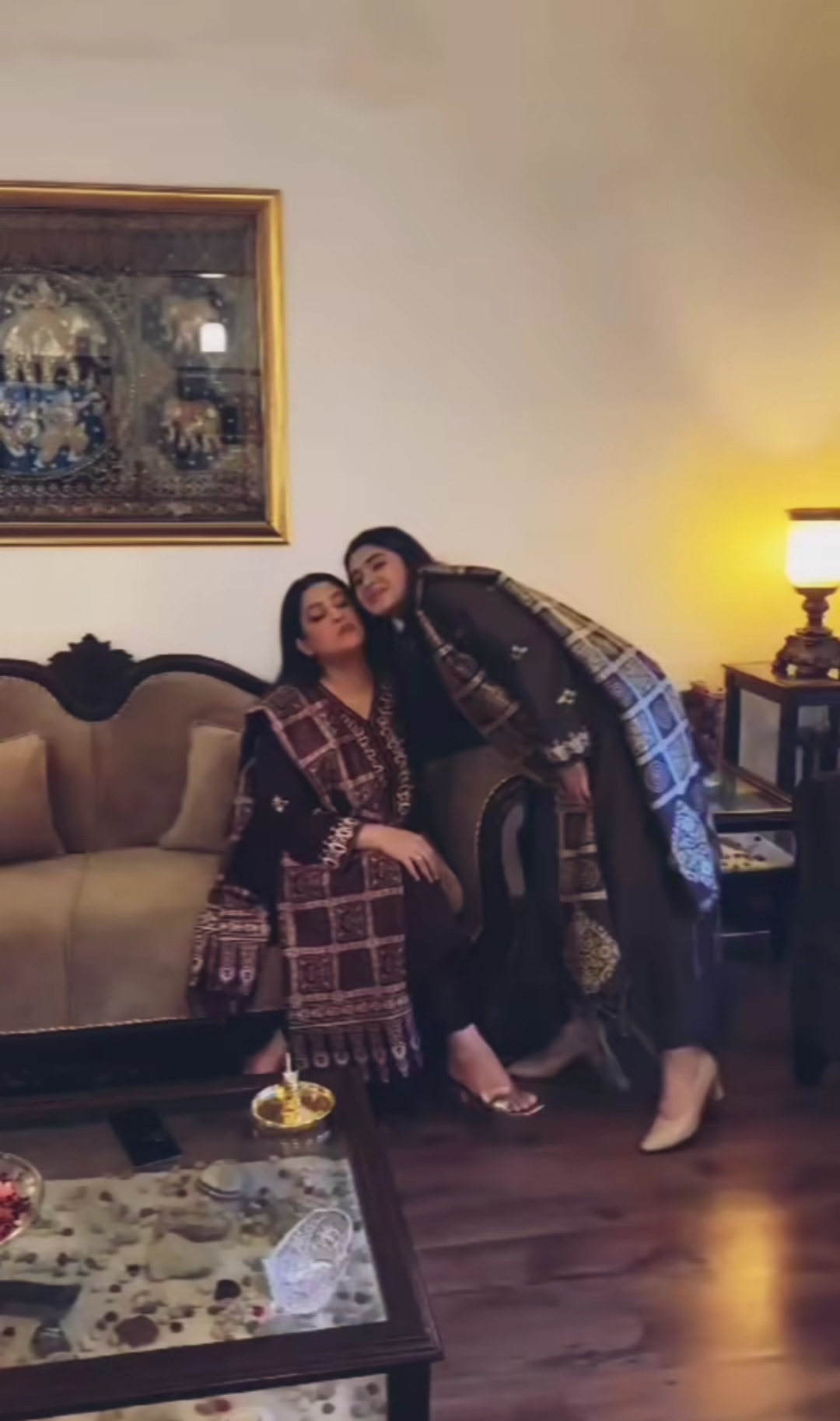 Fazila Qazi Pictures & Reel with Her Adorable Daughter In Law Nahel ...