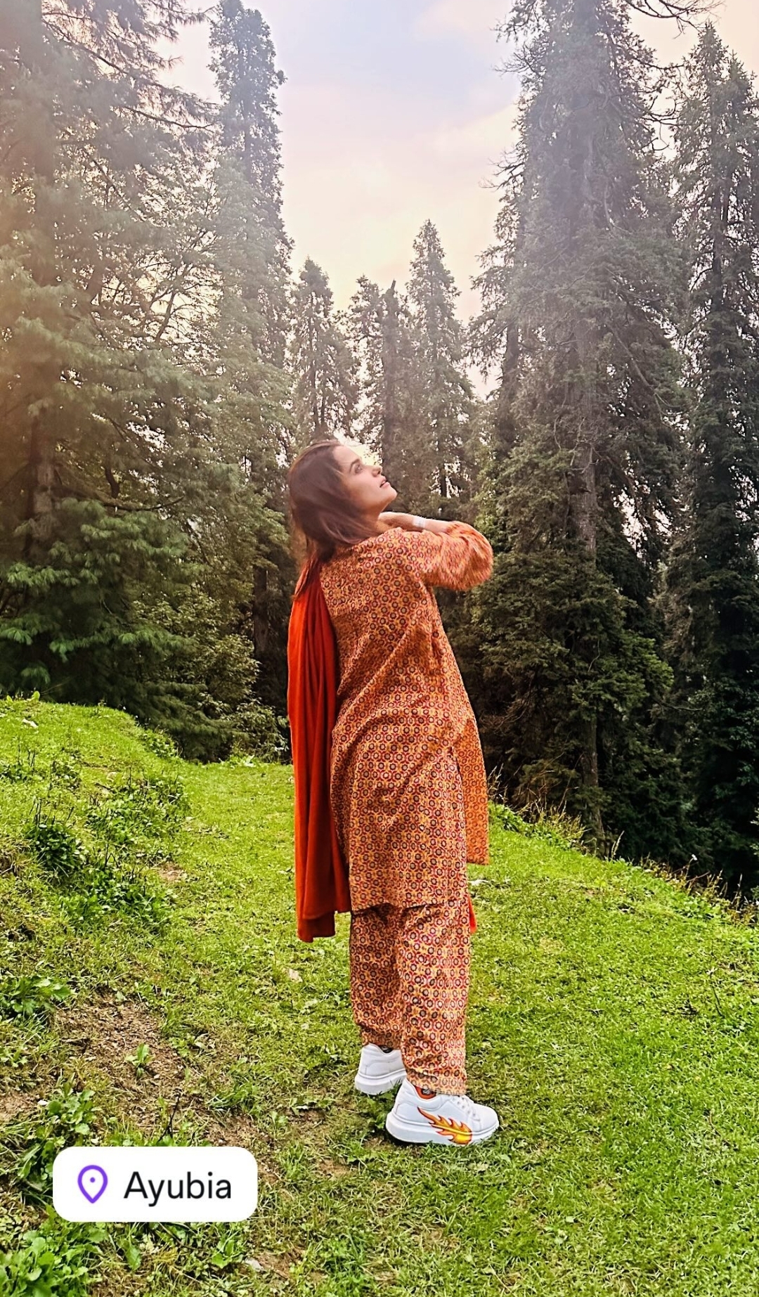 Rabya Kulsoom Beautiful Pictures with Husband From Murree & Ayubia ...