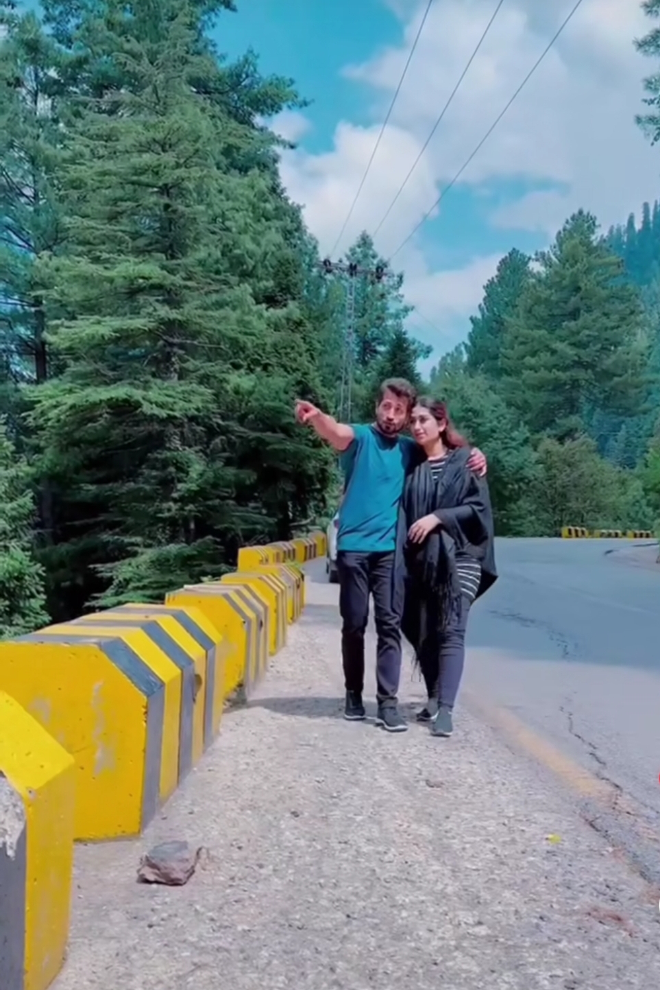 Saba Faisal Shares Adorable Reel and Expresses Love for Daughter In Law ...