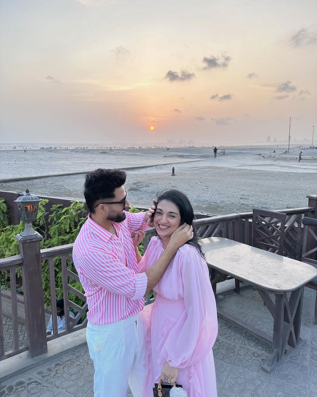 Sarah Khan & Falak Shabir's Cute Family Pictures & Instagram Reel ...