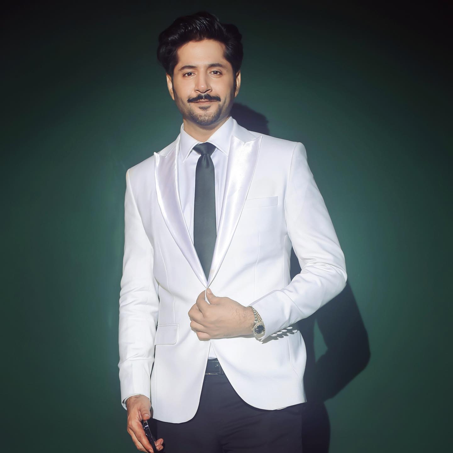 Imran Ashraf's First International Project Details Out | Reviewit.pk