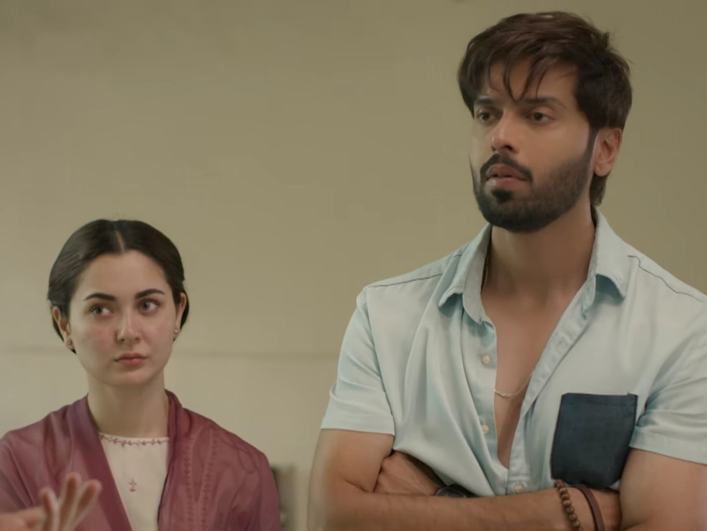 Kabhi Main Kabhi Tum Episode 12 - Mustafa & Adeel's Comparisons Debate | Reviewit.pk