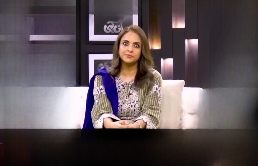 10 Pakistani Celebrities Who Will Do Anything For Attention | Reviewit.pk