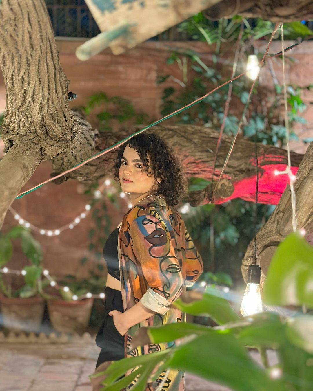 Fans Unimpressed By Qudsia Ali's Latest Transformation | Reviewit.pk