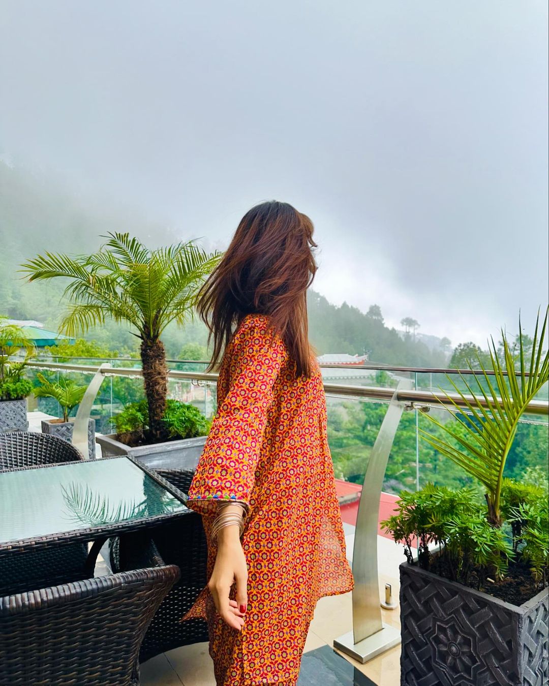 Rabya Kulsoom Beautiful Pictures with Husband From Murree & Ayubia ...