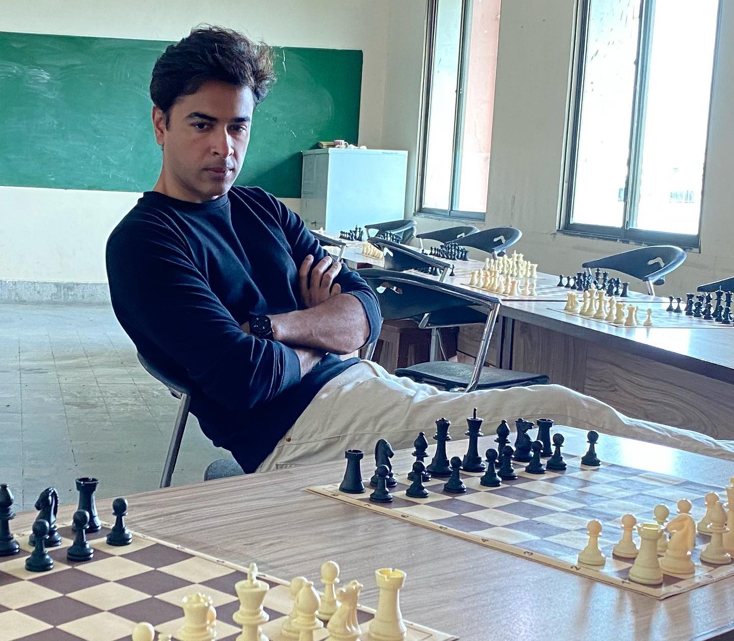 Shehzad Roy Does Not Do Charity For Sawab | Reviewit.pk