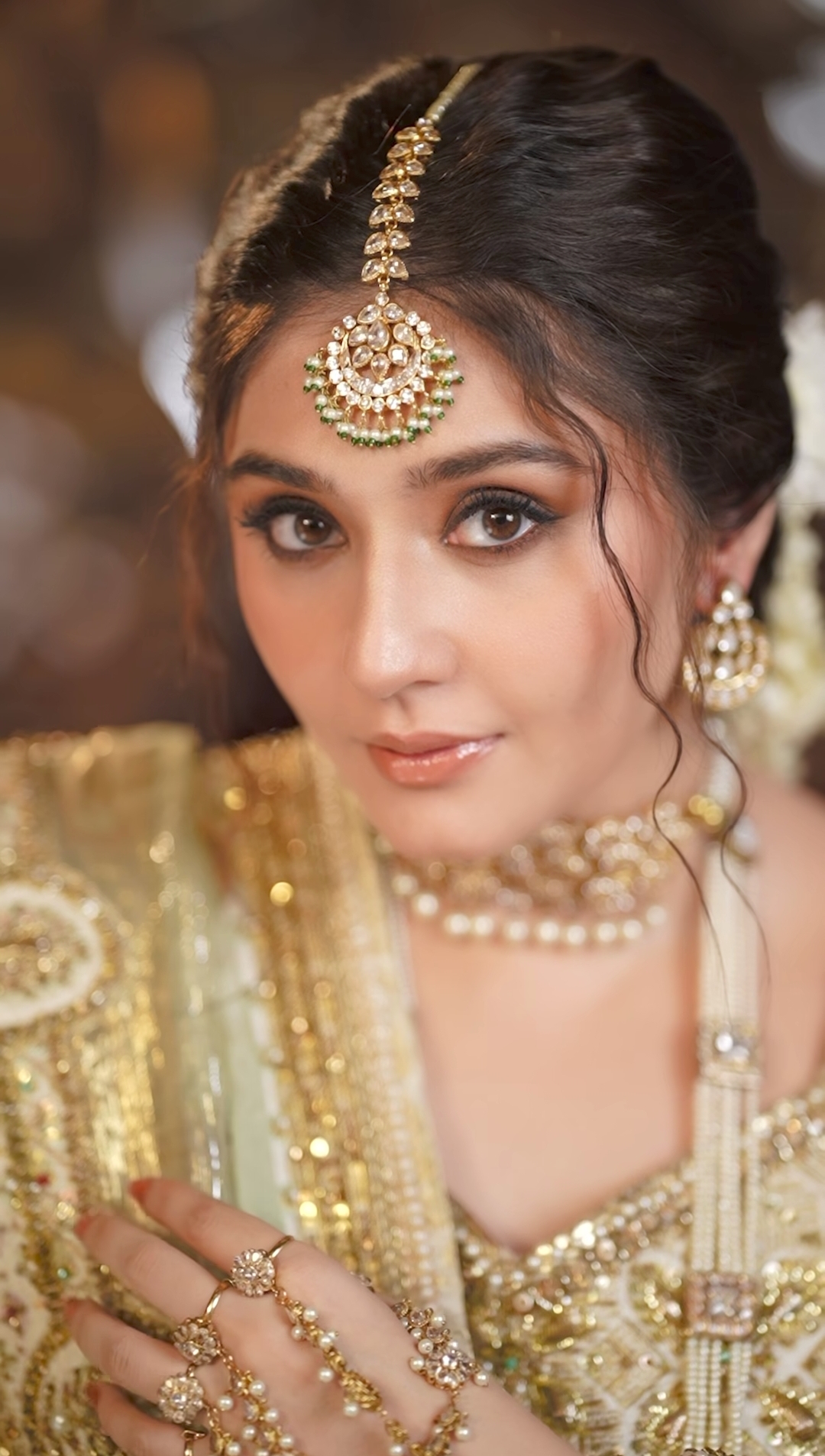 Durefishan Saleem Radiates Elegance in Stunning Bridal Video Shoot ...