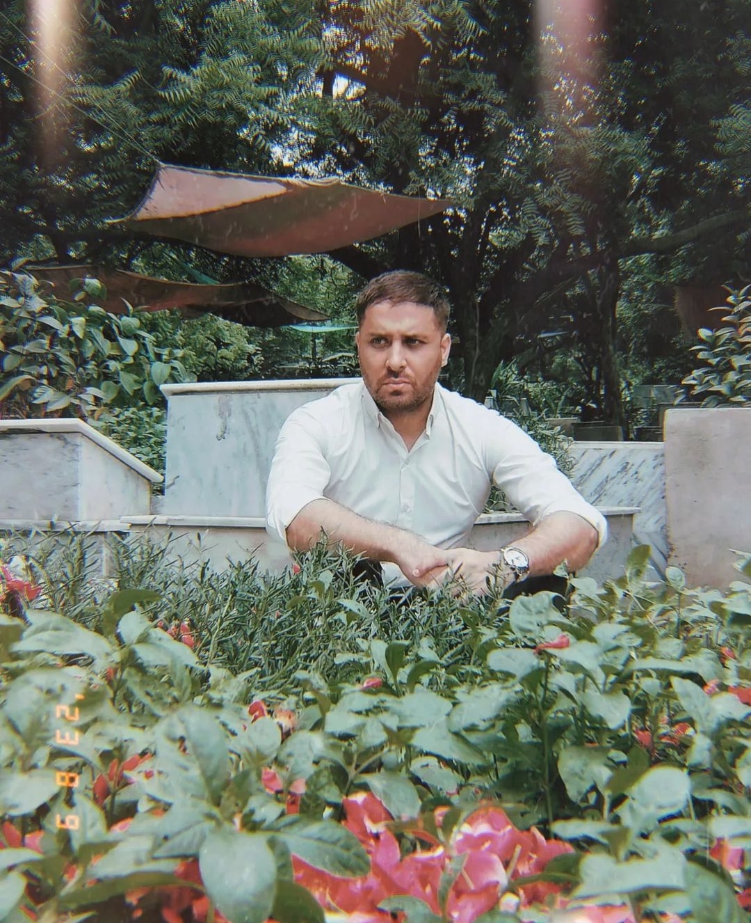 Haroon Shahid Does Not Want to Leave Property for Kids | Reviewit.pk