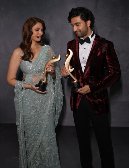 Ahad Raza Mir & Ramsha Khan's Best On-screen Pairing Award Sparks ...