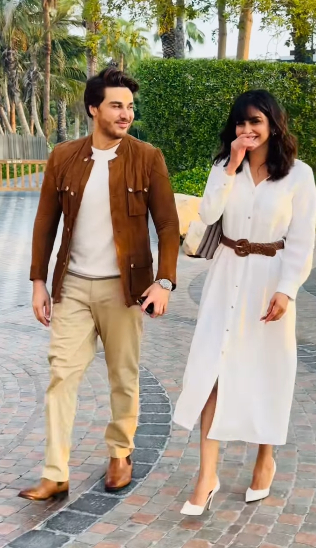 Saba Qamar & Ahsan Khan Beautiful Pictures from Dubai Trip | Reviewit.pk
