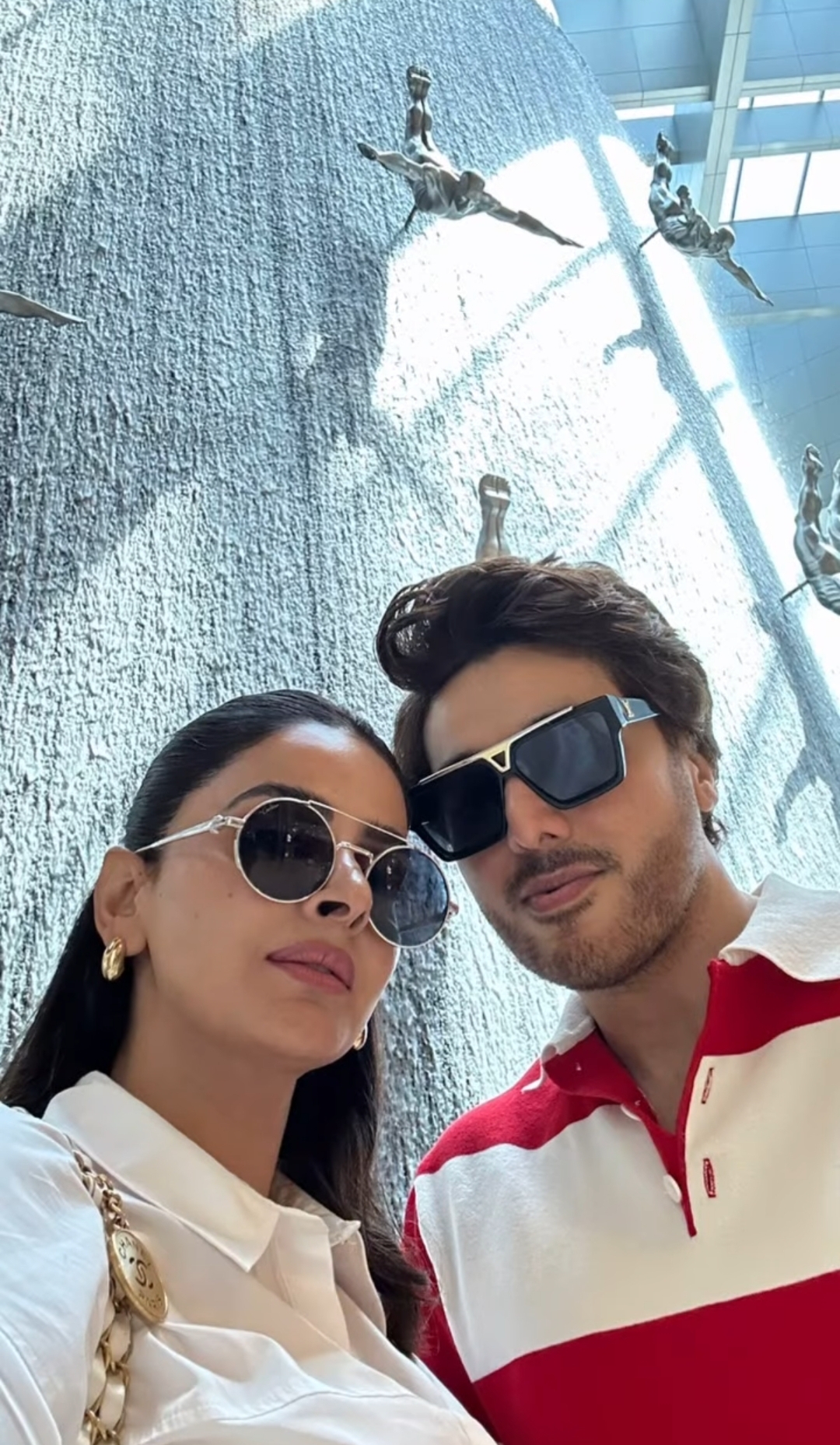 Saba Qamar & Ahsan Khan Beautiful Pictures from Dubai Trip | Reviewit.pk