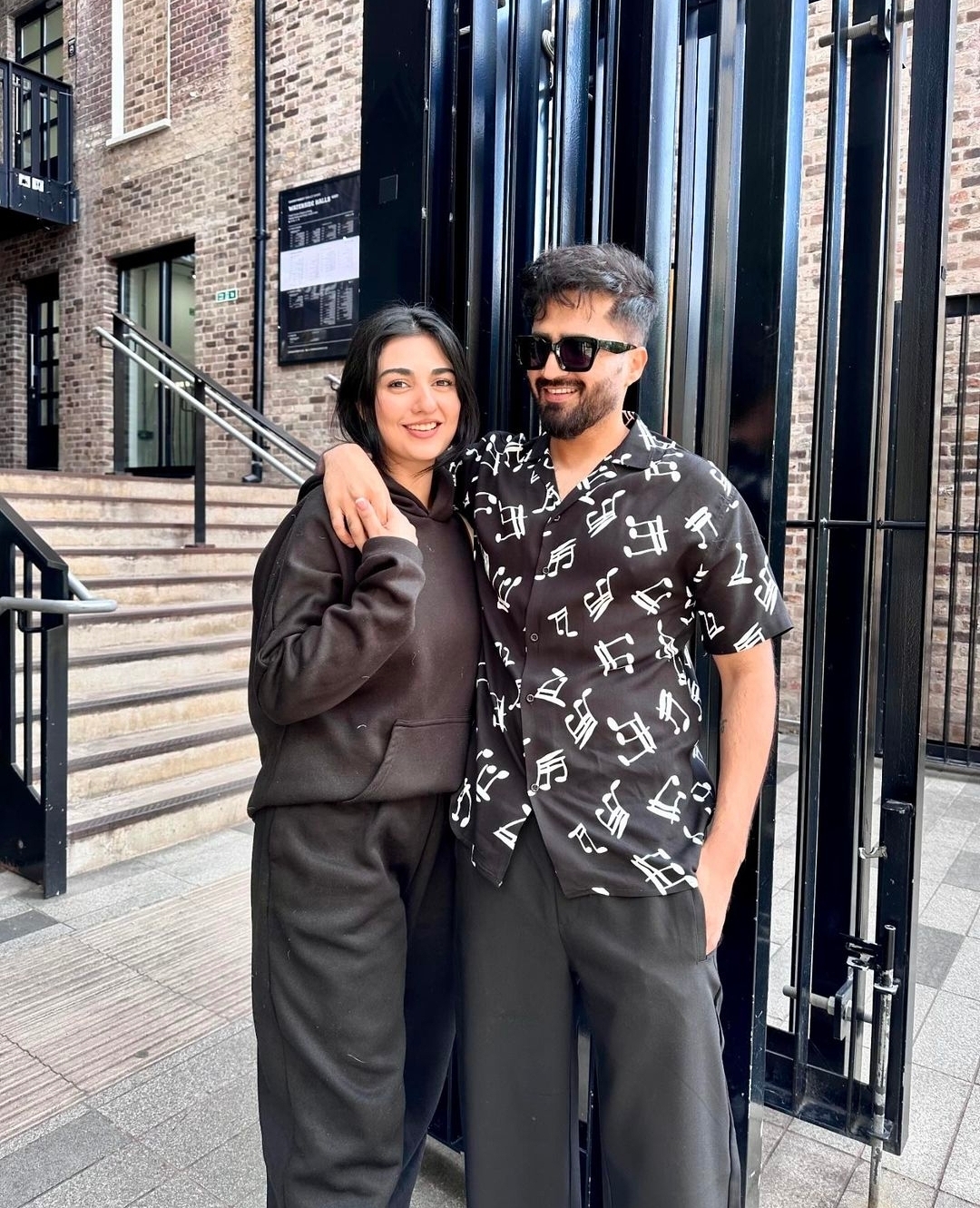 Sarah Khan & Falak Shabir New Clicks from Recent UK Trip | Reviewit.pk