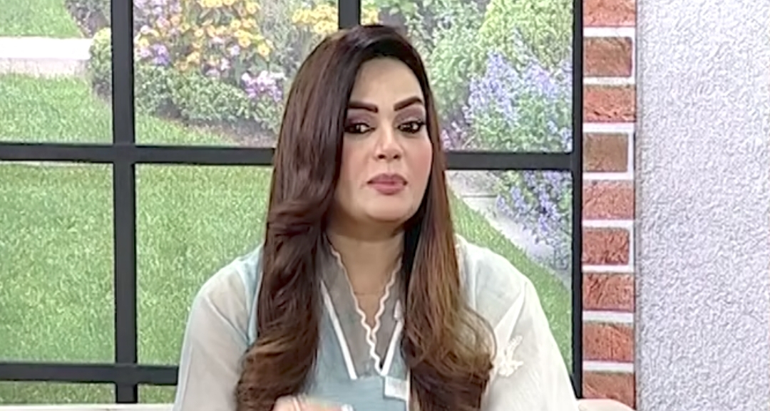 Sadia Imam Gets Backlash for Her Double Standards | Reviewit.pk