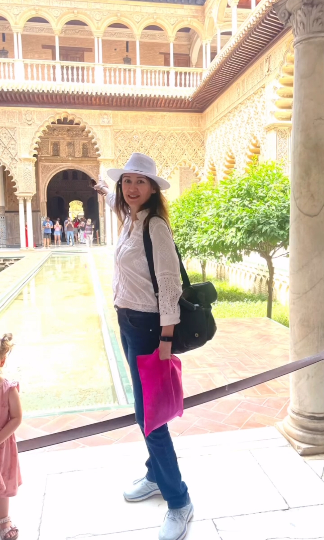 Ghair Cast, Schedule and Timings | Reviewit.pk