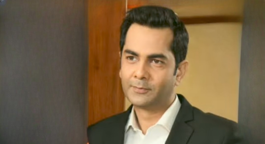 Why Waheed Murad's Son Doesn't Want His Father's Biopic | Reviewit.pk