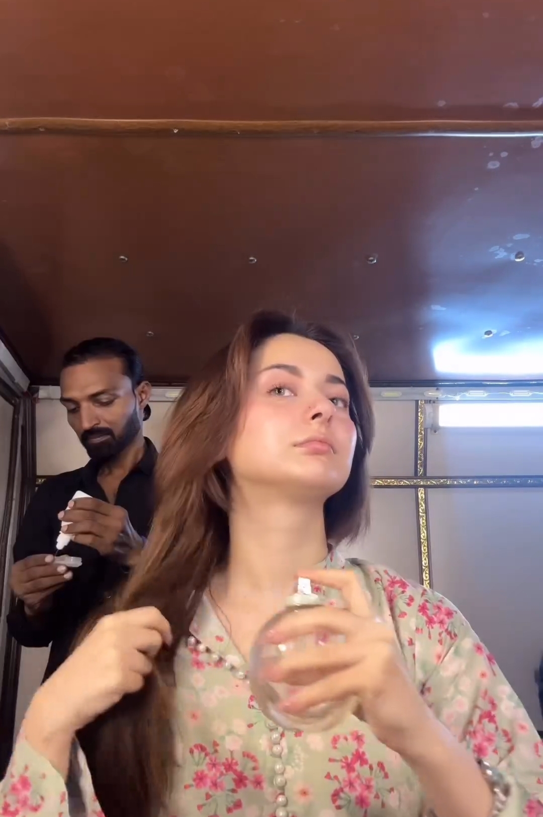 Hania Aamir Shares Video of Sharjeena's Make Over for Kabhi Main Kabhi ...