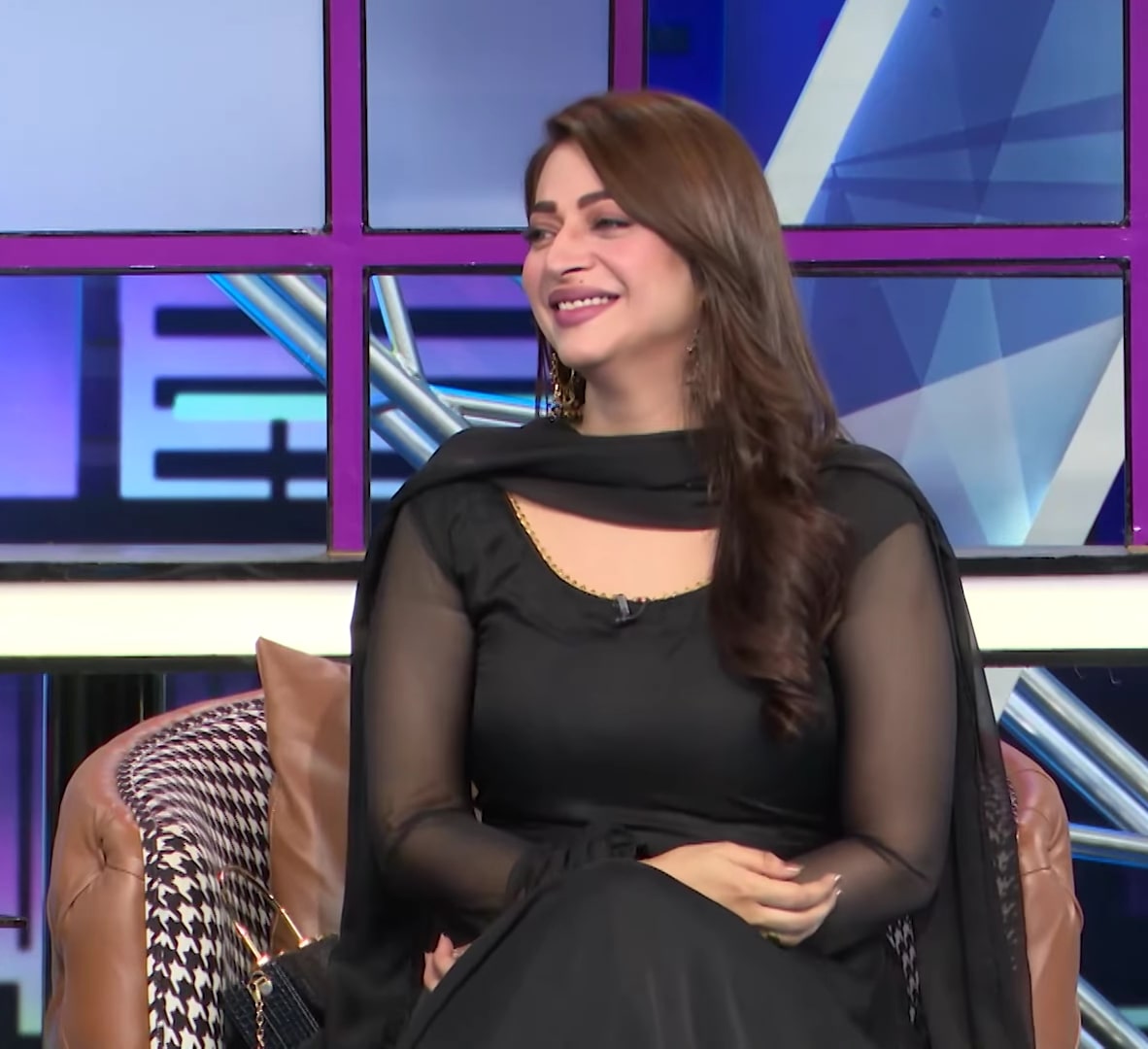 Hiba Ali Khan Sings Praises Of Jaan Nisar Co-Star Danish Taimoor ...