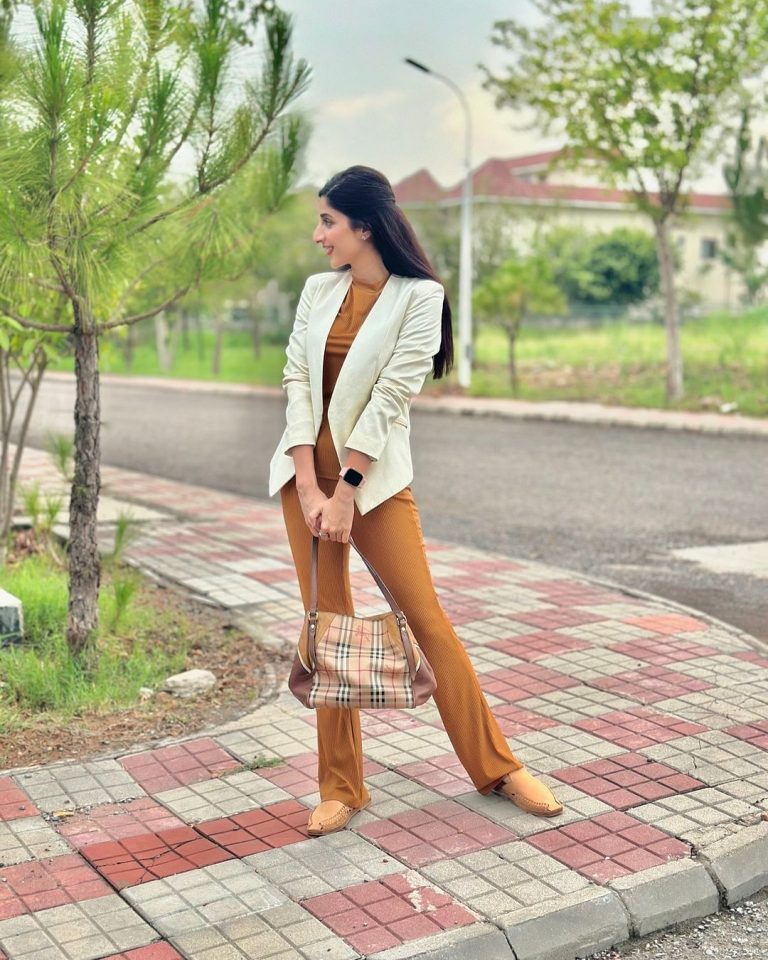 Drama Serial Jafaa New BTS Pictures | Reviewit.pk