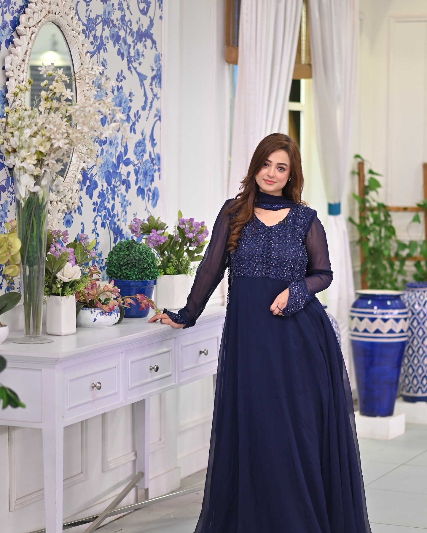 Woh Ziddi Si - Cast, Schedule & Timings | Reviewit.pk