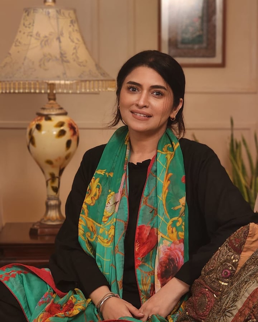 Maya Khan's Take On Increasing Divorces In Pakistan | Reviewit.pk