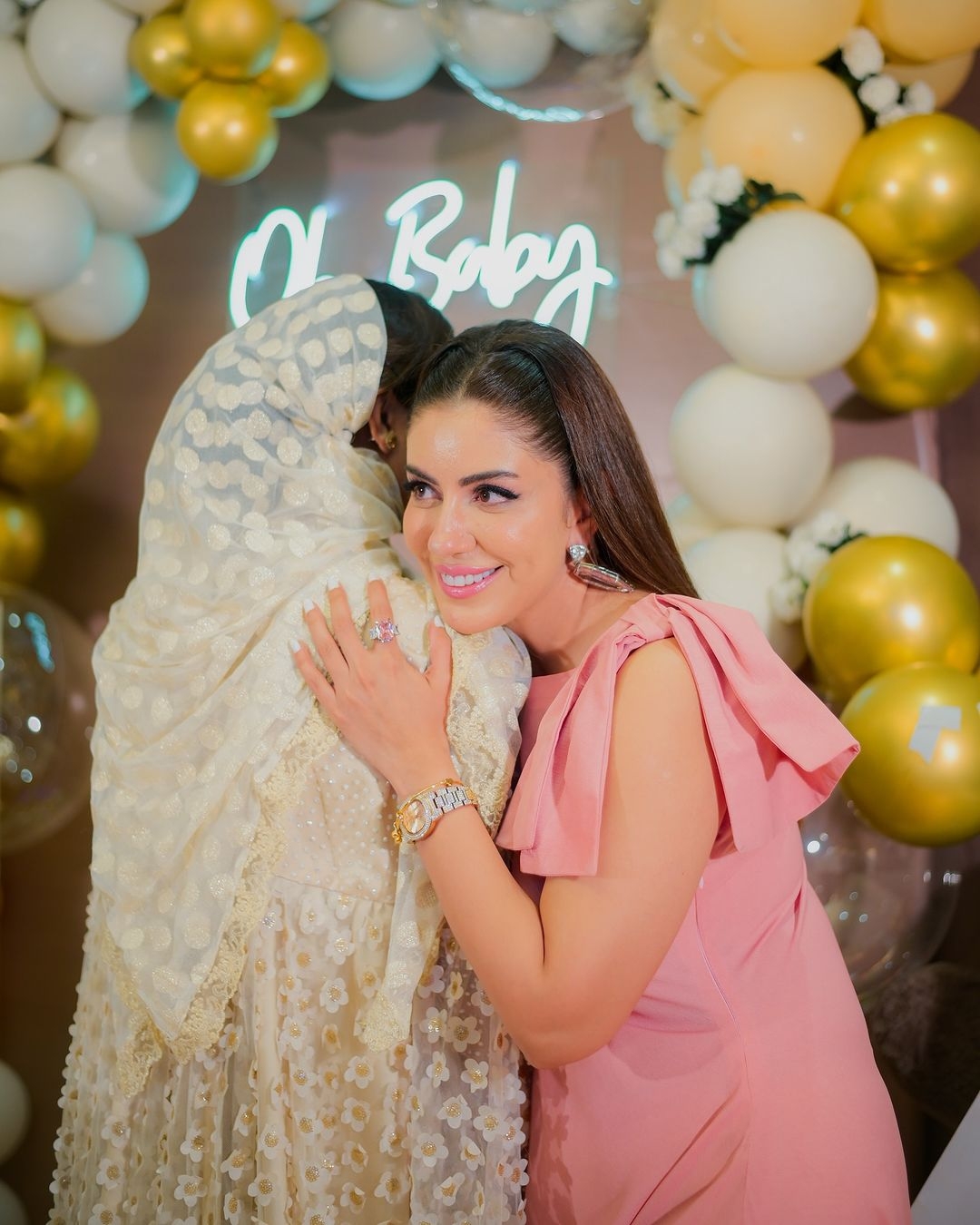 Arsalan Faisal & Nisha Talat's Baby Shower HD Clicks & Video | Reviewit.pk