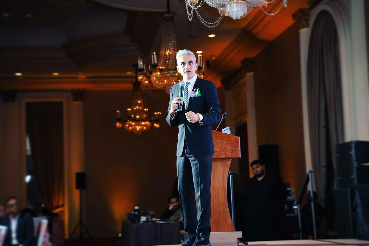 Omair Rana Reveals Character That Changed His Life | Reviewit.pk