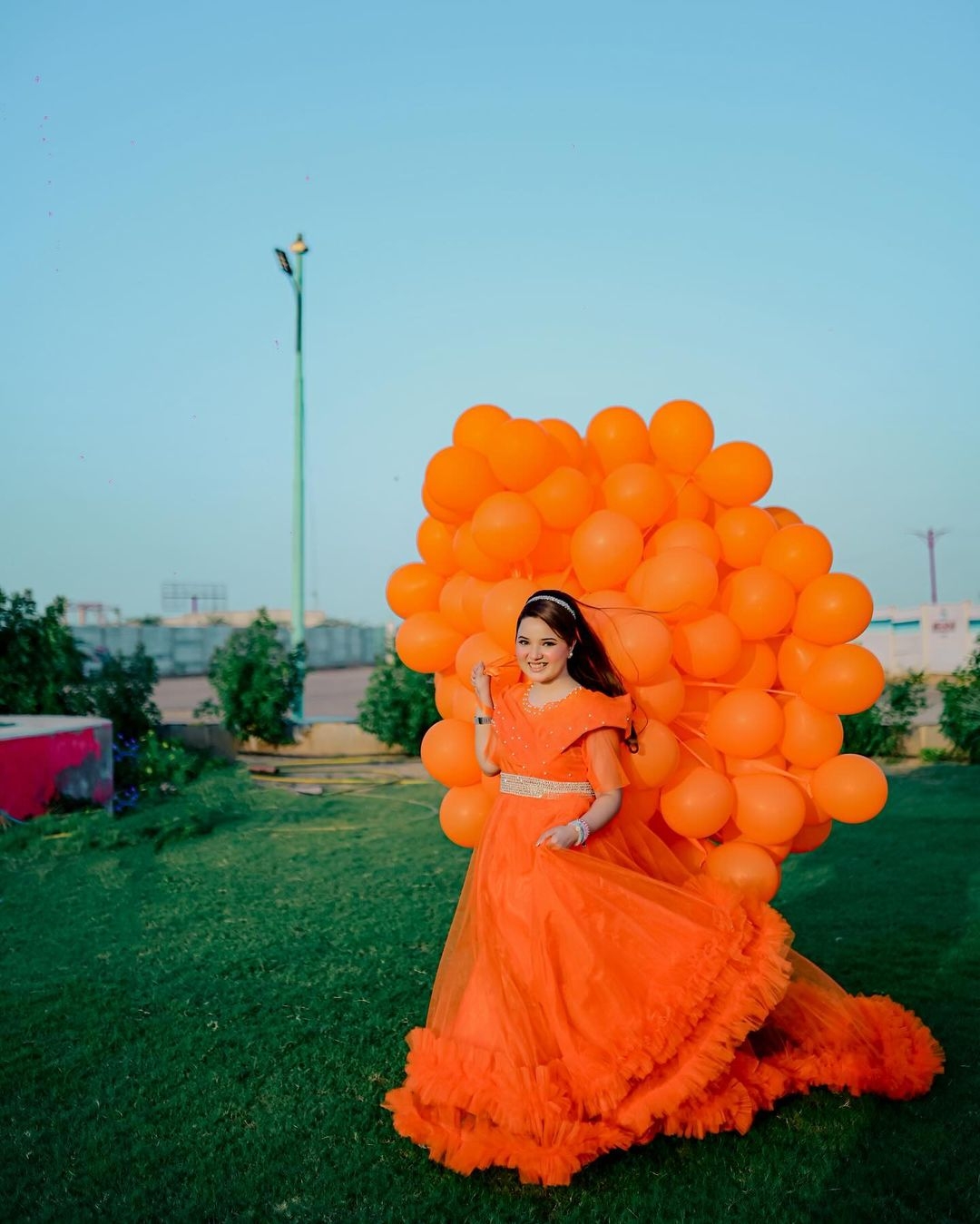 Rabeeca Khan Bids Farewell To Her Teens With A Pre-Birthday Photoshoot ...